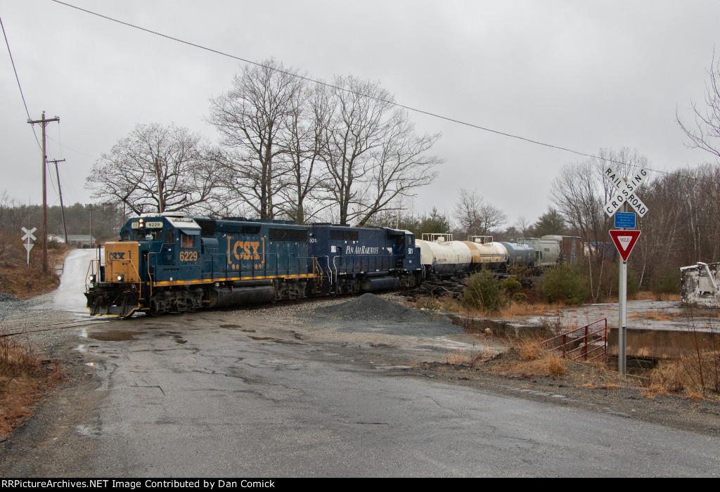 CSXT 6229 Leads L054 West at Blue Rock Rd. in Leeds, ME